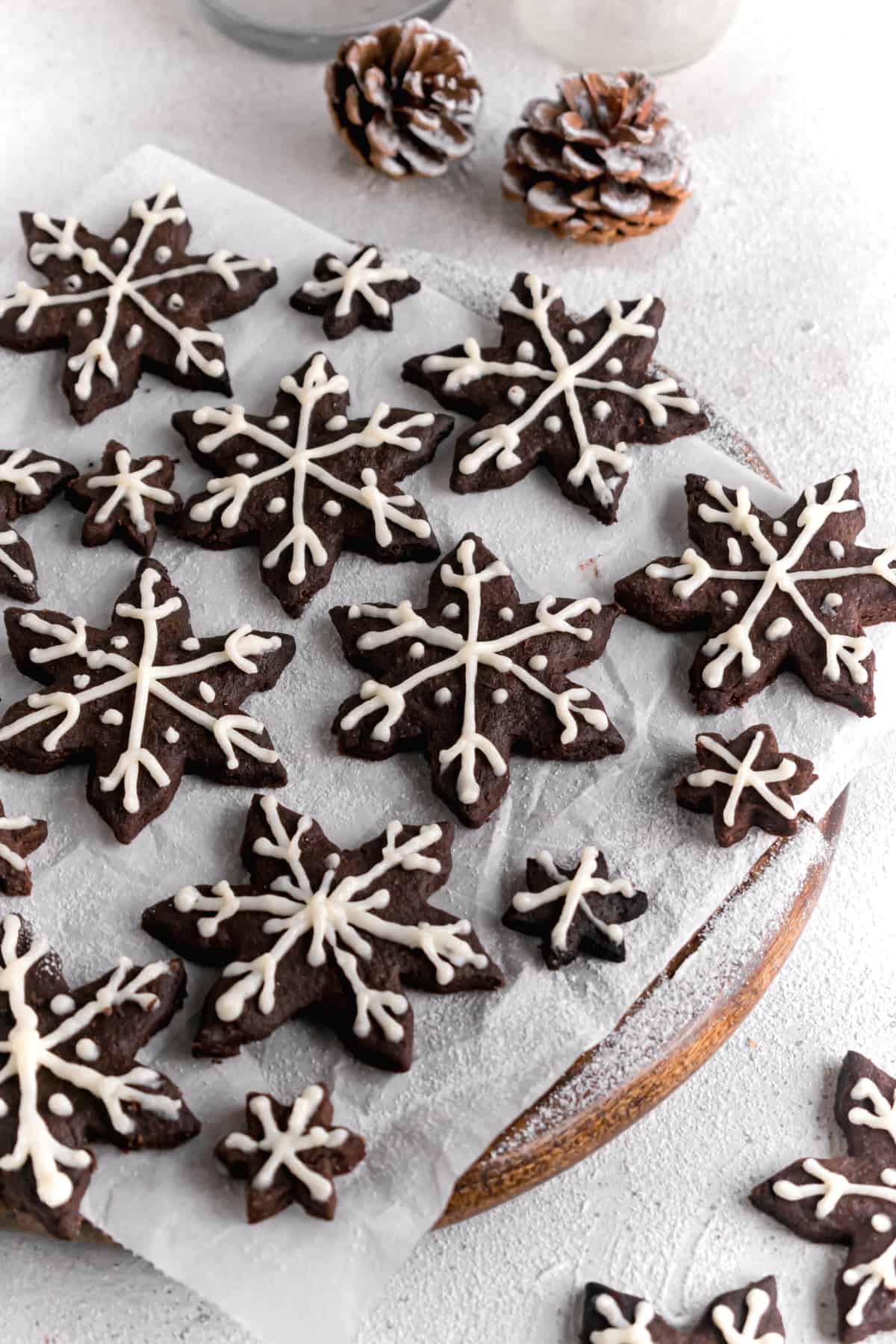 Chocolate Snowflake Cookies - ThatBakeBlog