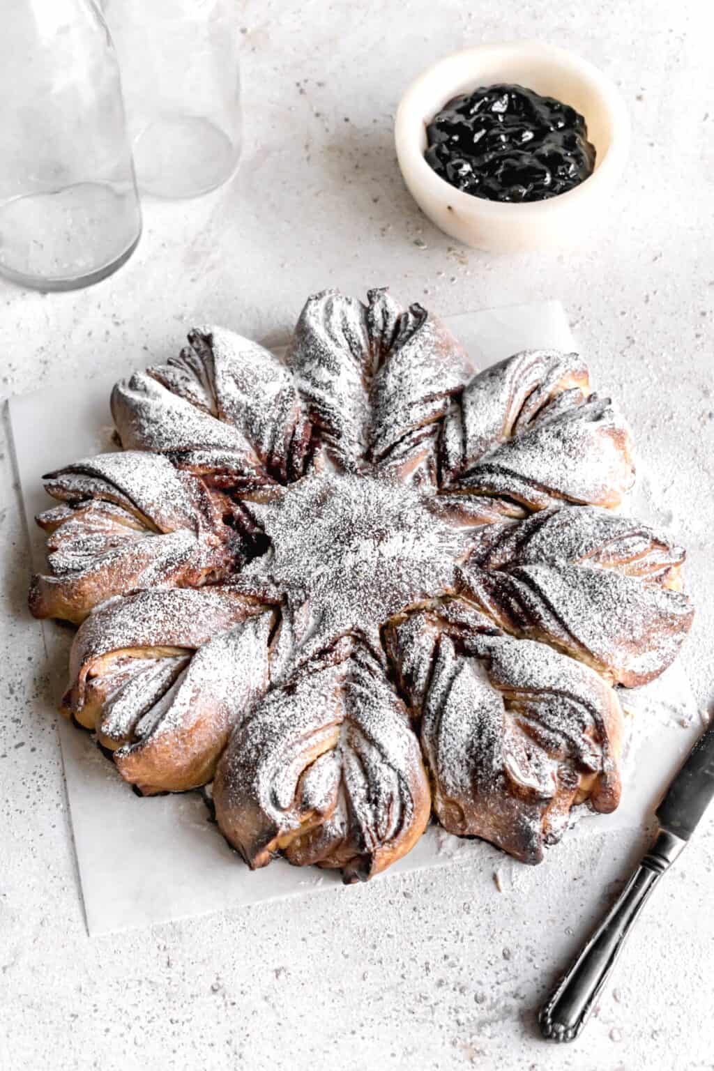 Blueberry cream cheese star bread - ThatBakeBlog