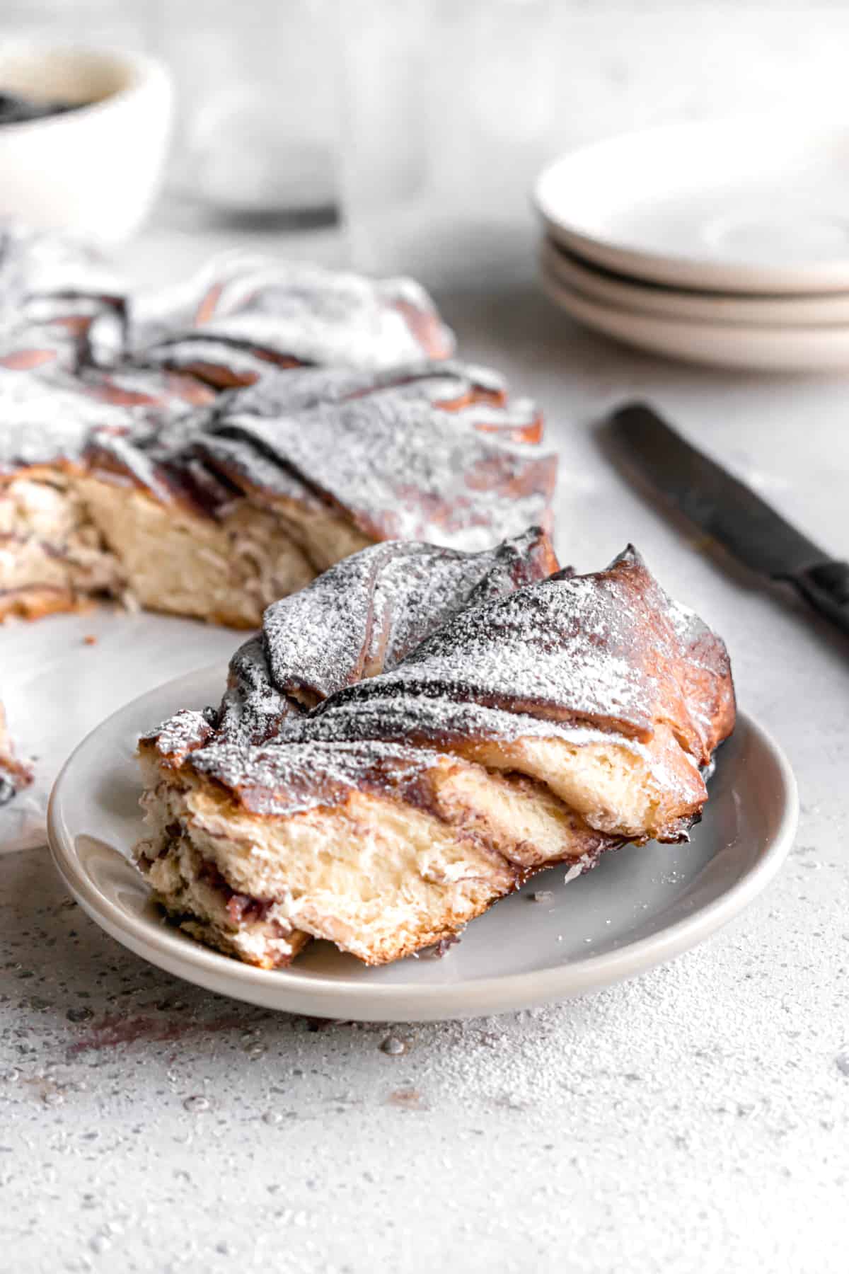 Blueberry cream cheese star bread - ThatBakeBlog